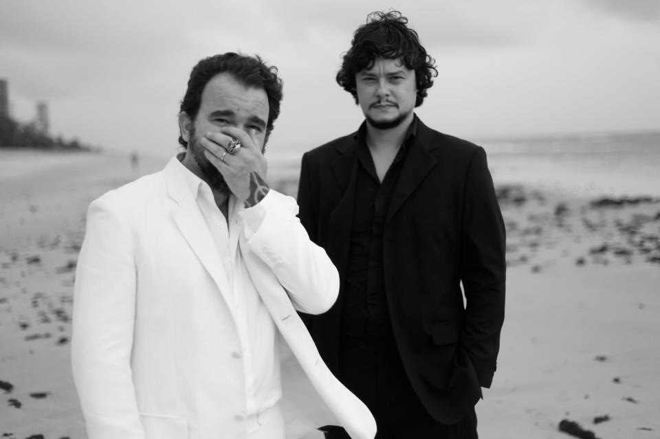 CASSADY FAZ SEU DEBUT AO VIVO NO UK PUB – Coquetel Molotov